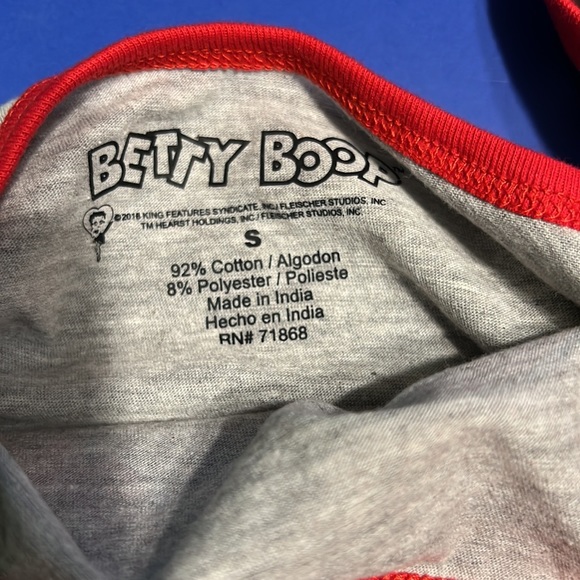 Betty Boop | Tops | New Betty Boop Hearts Cropped Tank Top Sleeveless T ...